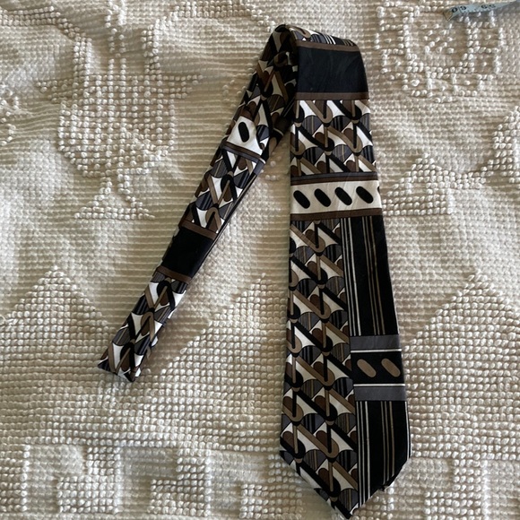 Vintage | Accessories | Vintage Ketch Classic Tie | Poshmark